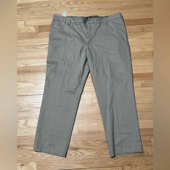 Dockers | Pants | Mens Dockers Beige Khaki Pants | Poshmark